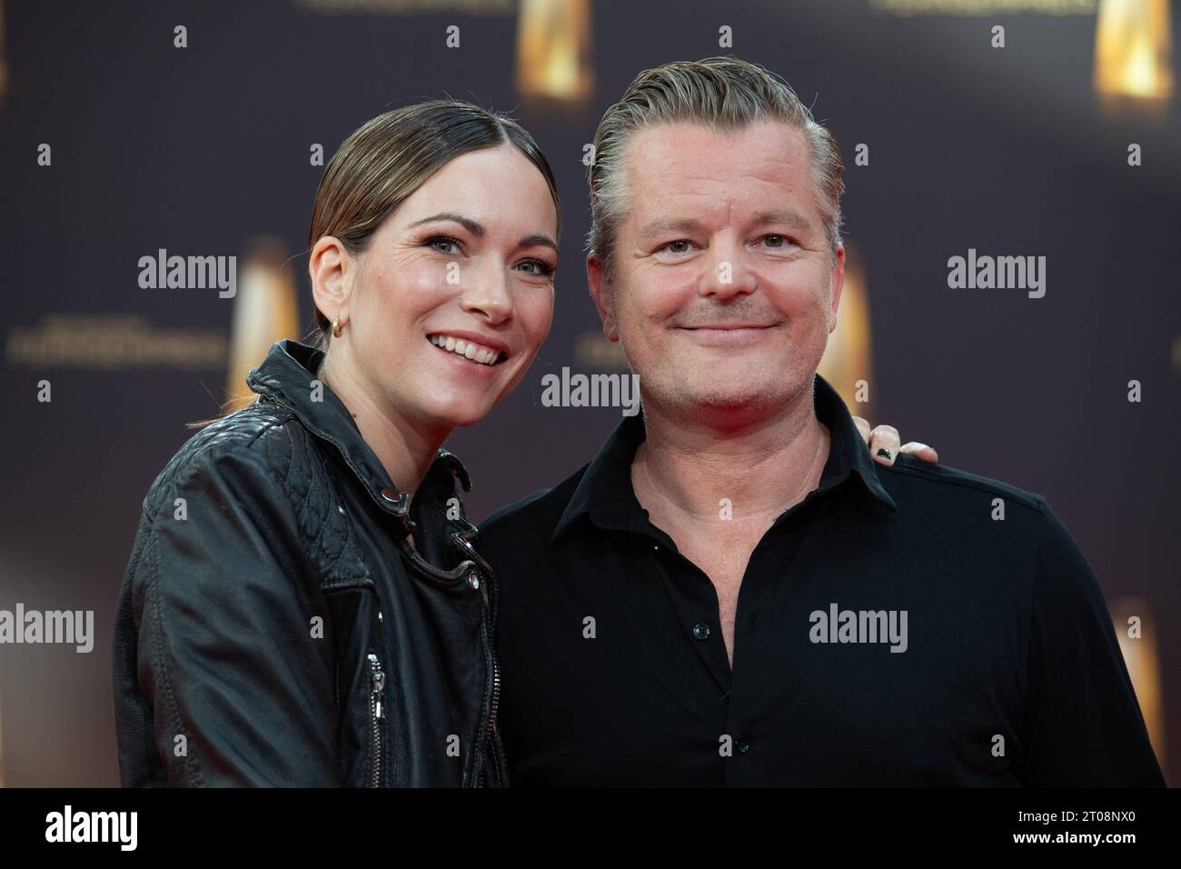 Andre DIETZ, Schauspieler, mit Ehefrau Shari DIETZ, Roter Teppich, Red ...