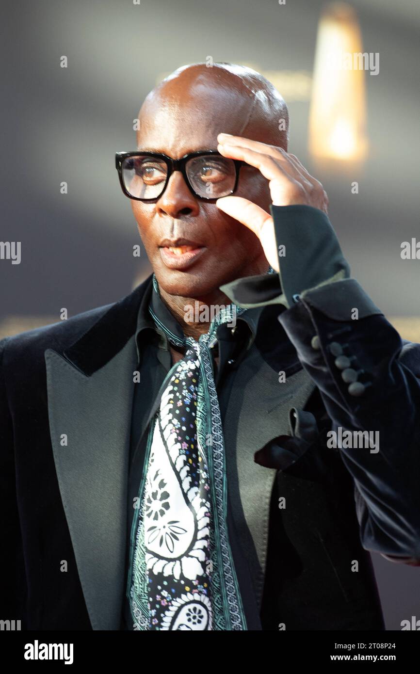 Bruce DARNELL, Model, Roter Teppich, Red Carpet Show, Ankunft, arrival ...