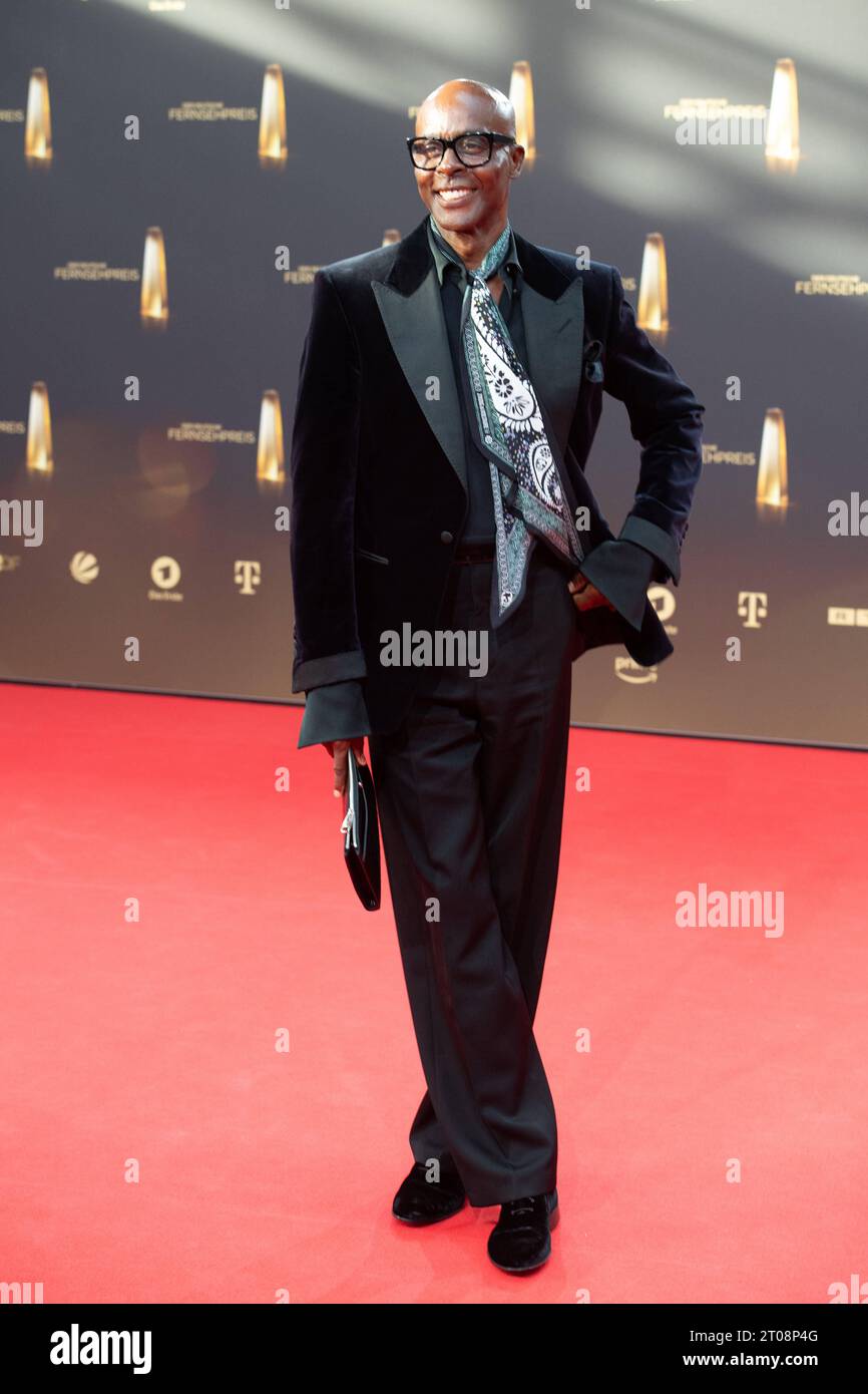 Bruce DARNELL, Model, Roter Teppich, Red Carpet Show, Ankunft, arrival ...