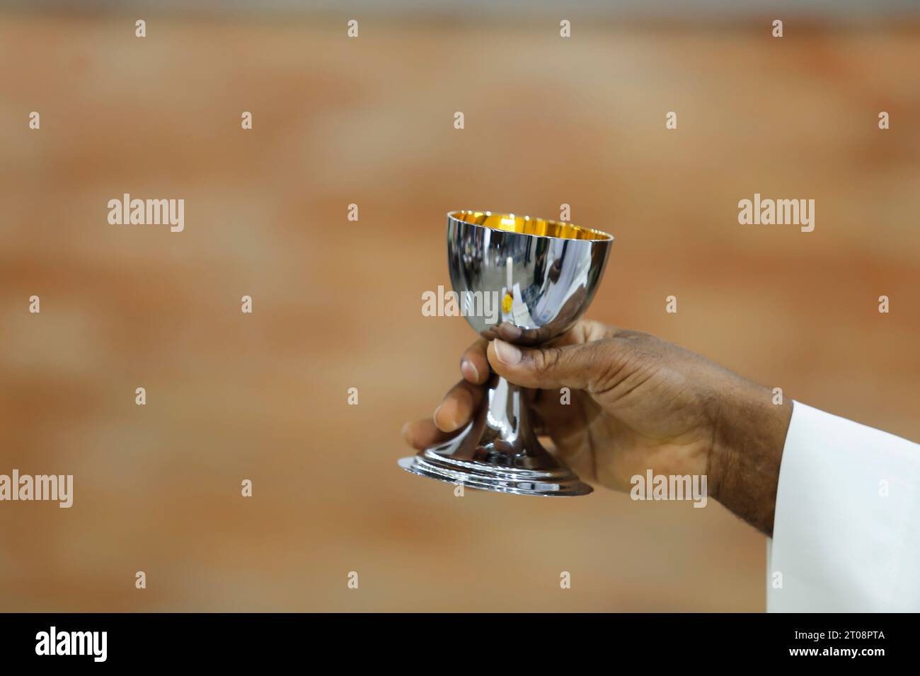 Consecration of bread and wine in the body and blood of Jesus - Sacred ...