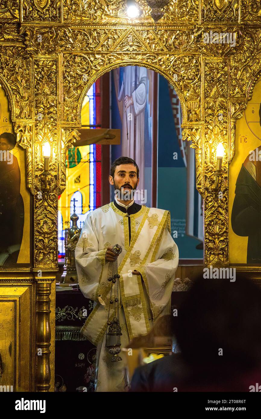 Orthodox bishops hi-res stock photography and images - Alamy