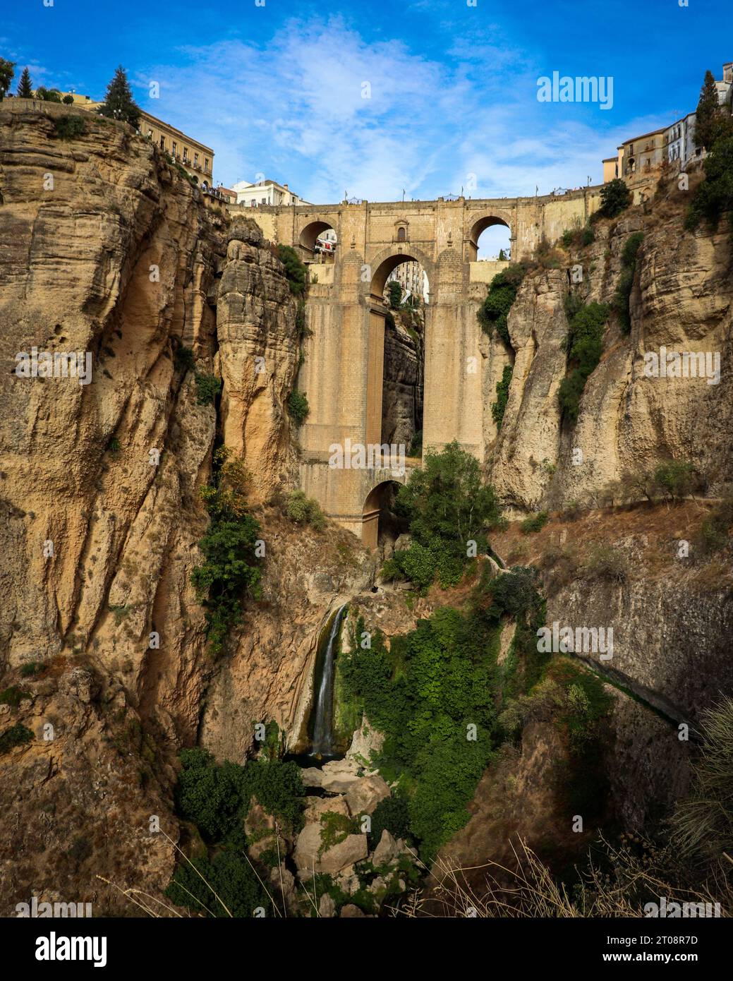 Bottom view old bridge hi-res stock photography and images - Alamy