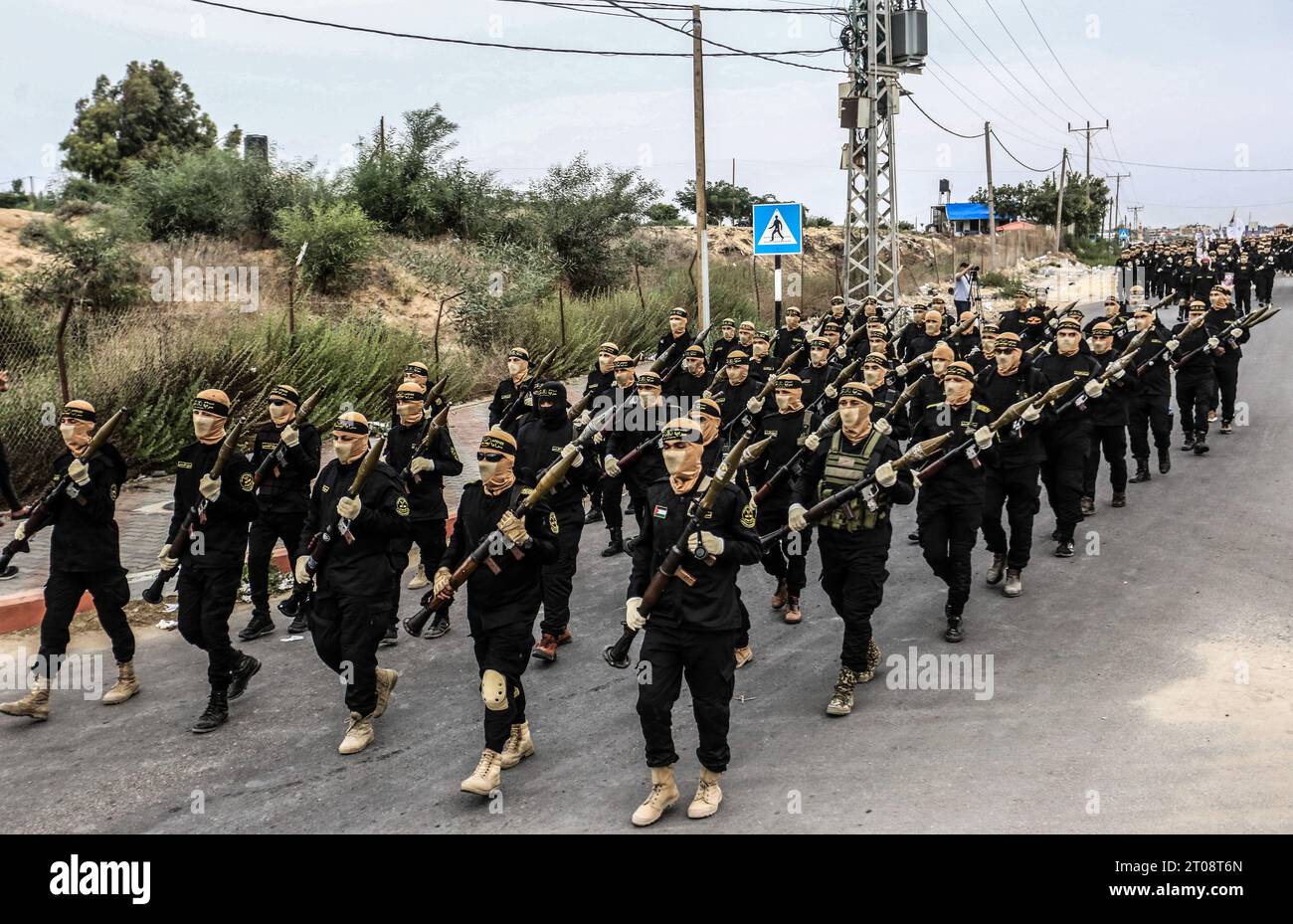 Gaza City, Palestine. 04th Oct, 2023. Armed fighters of the Al-Quds ...
