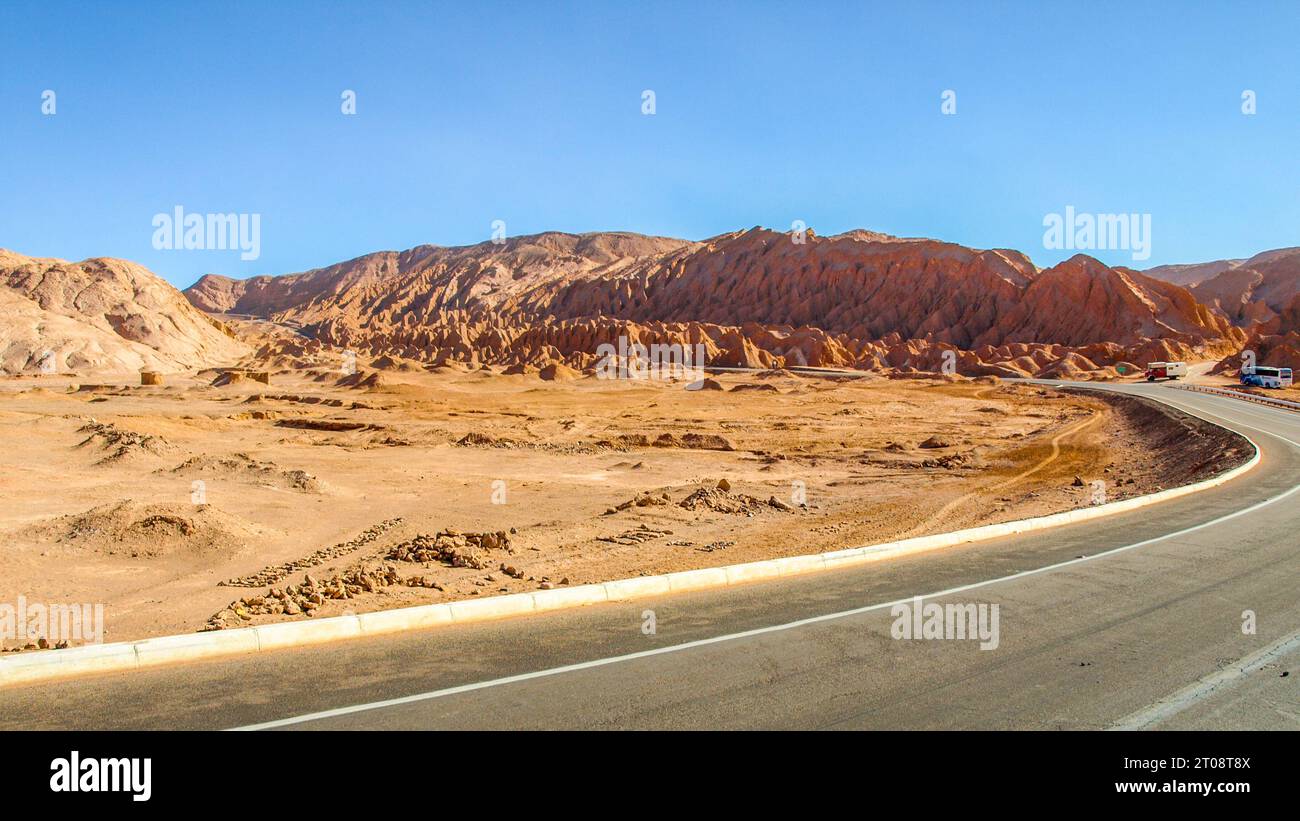 Asphalt road through Atacama Desert near San Pedro de Atacama, Chile ...
