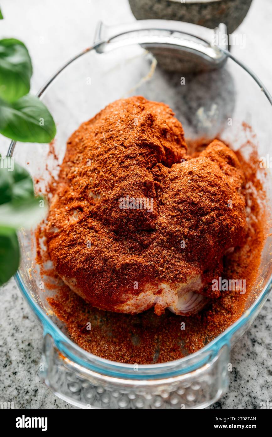 pulled pork shoulder in dry marinade Stock Photo - Alamy
