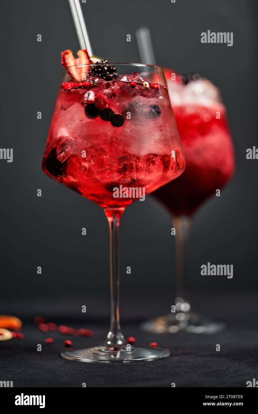 A vertical of a glass of cocktails with strawberry Stock Photo - Alamy