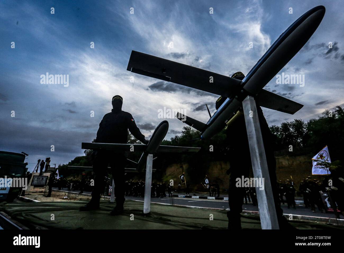 Gaza City, Palestine. 04th Oct, 2023. Masked fighters of the Al-Quds ...