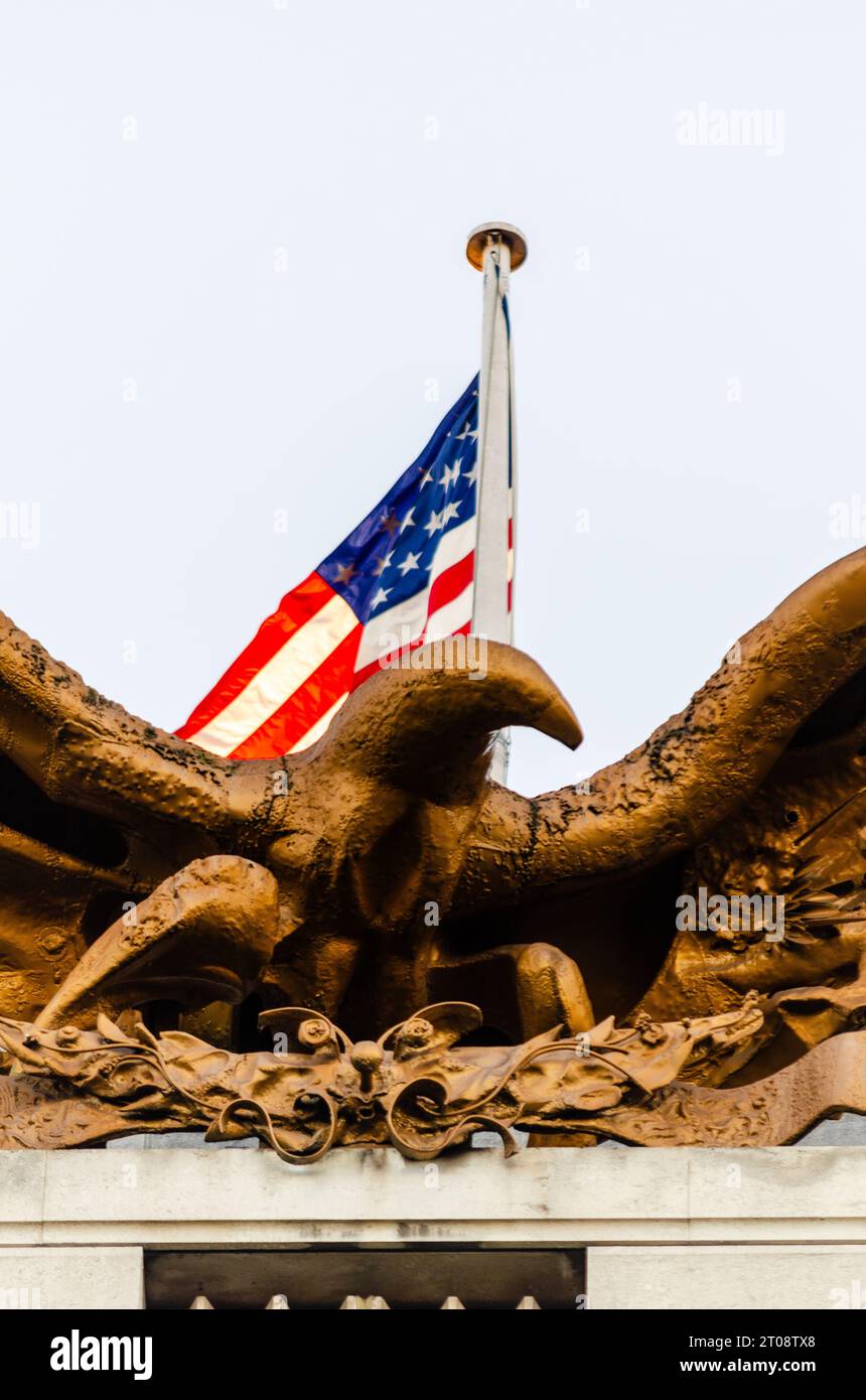 American flag and bald eagle on US Embassy in Grosvenor Square London ...