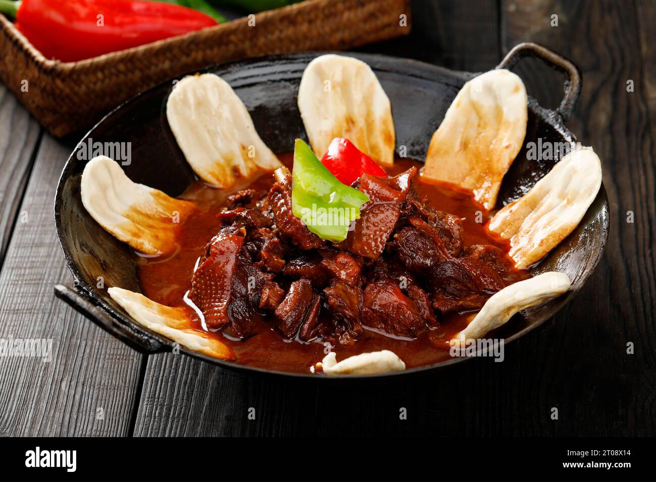 Chinese cuisine, Ground pot chicken Stock Photo - Alamy
