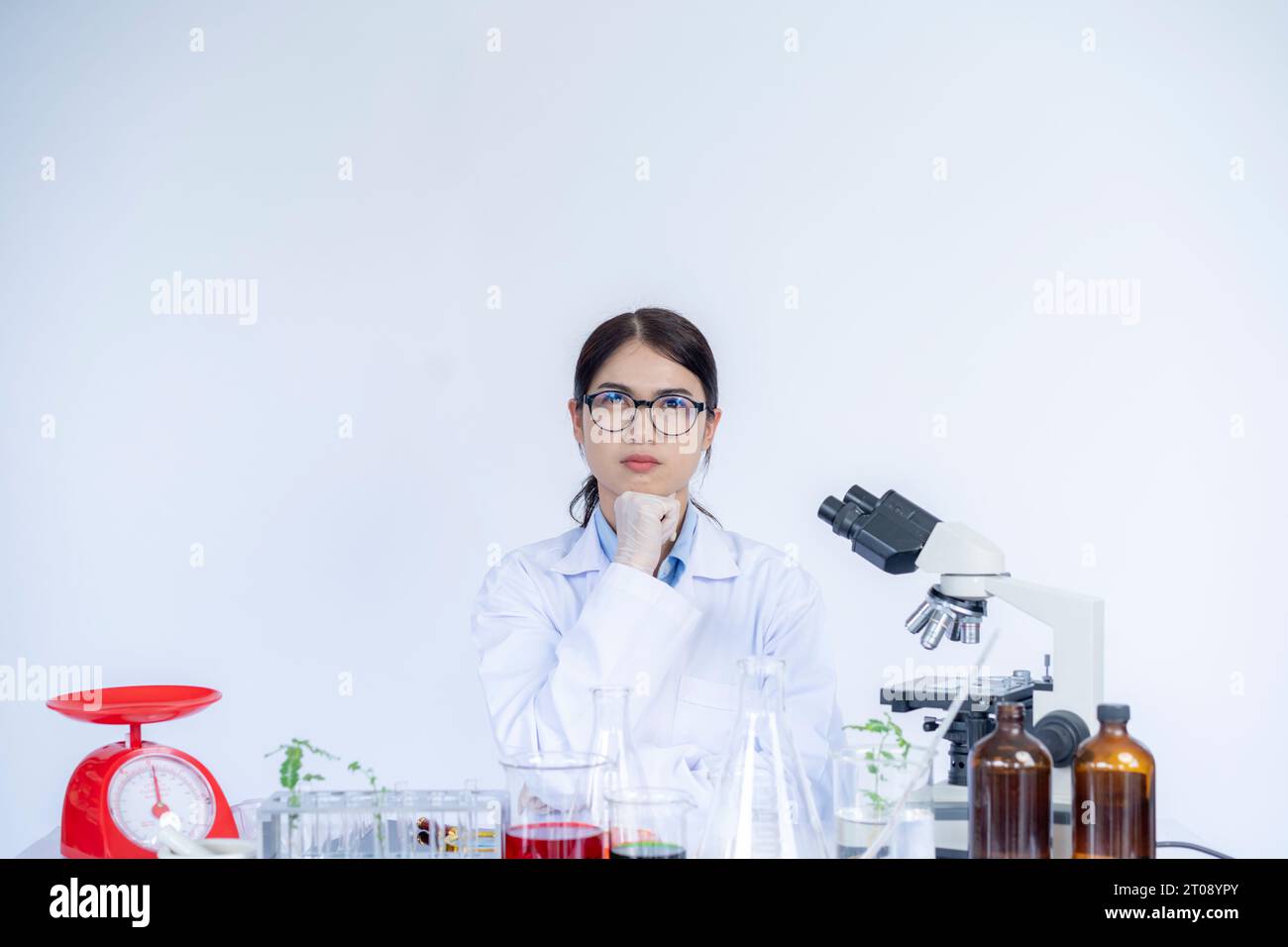 Female scientist laboratory confused and wondering about question Stock ...