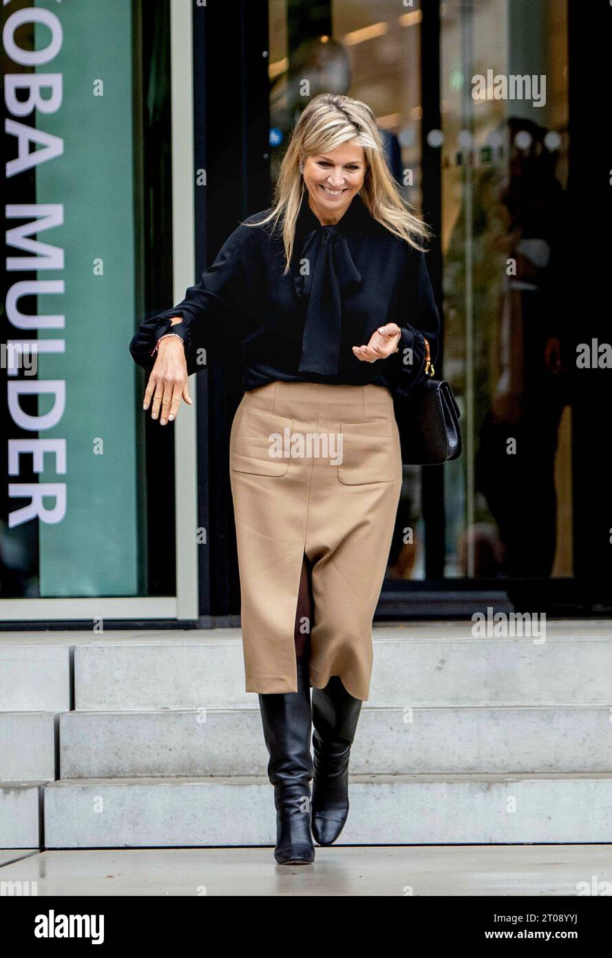 Queen Maxima leaving at the Center of Expertise Applied Artificial ...