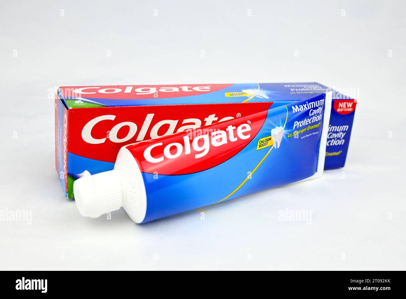 Colgate cavity protection hi-res stock photography and images - Alamy