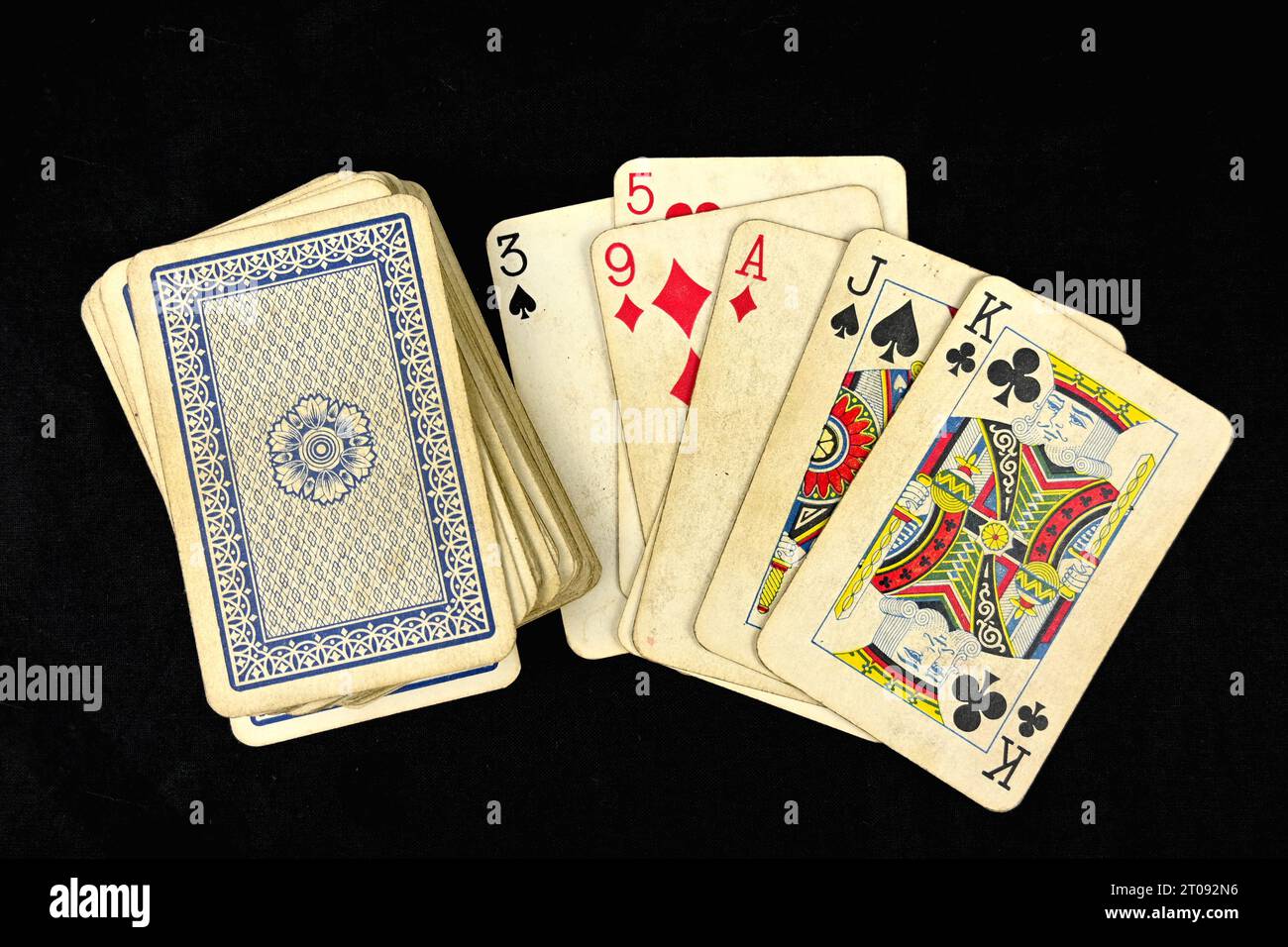 Vintage playing cards hi-res stock photography and images - Alamy