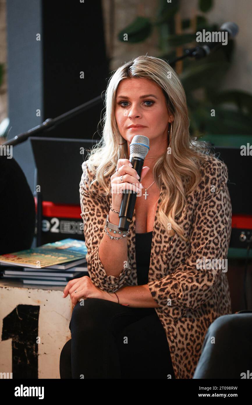 Berlin, Germany. 05th Oct, 2023. Peter Maffay and his wife Hendrikje ...