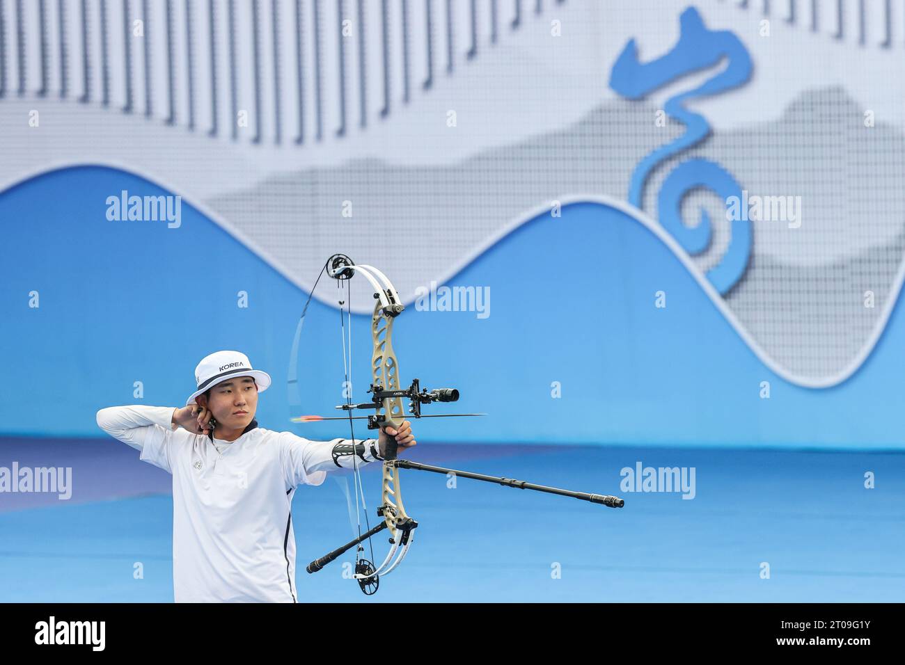 Hangzhou, China's Zhejiang Province. 5th Oct, 2023. Yang Jaewon of ...
