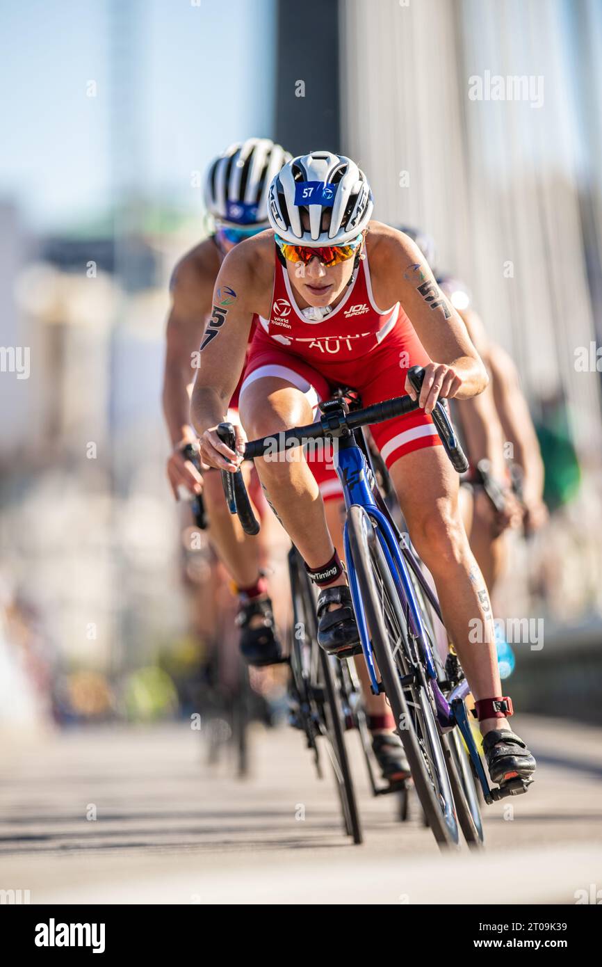 Lisa Perterer participating cycling in Pontevedra in the 2023 World ...