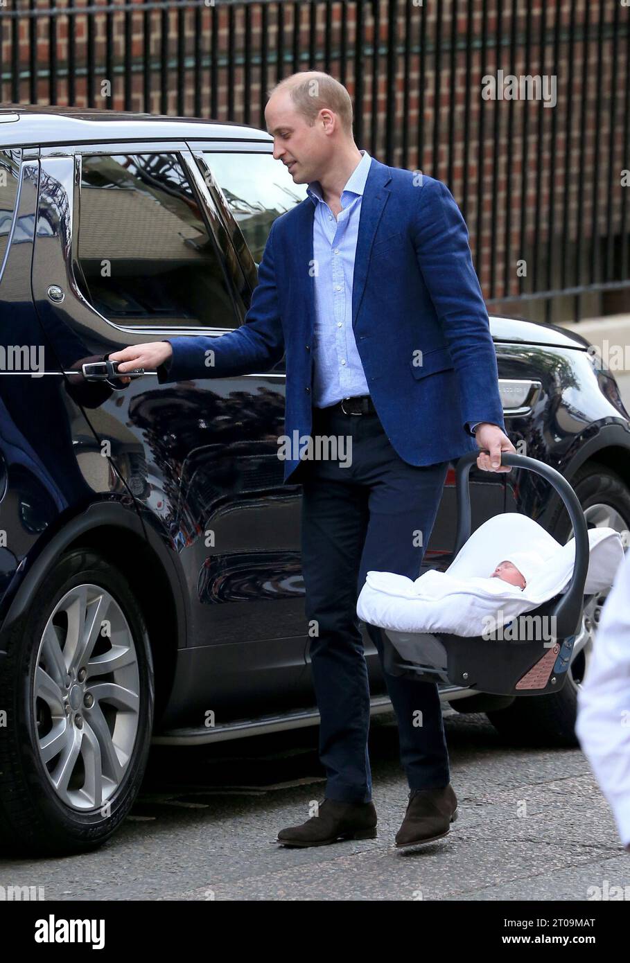 London, UK. 23rd Apr, 2018. Prince William, Duke of Cambridge departs ...