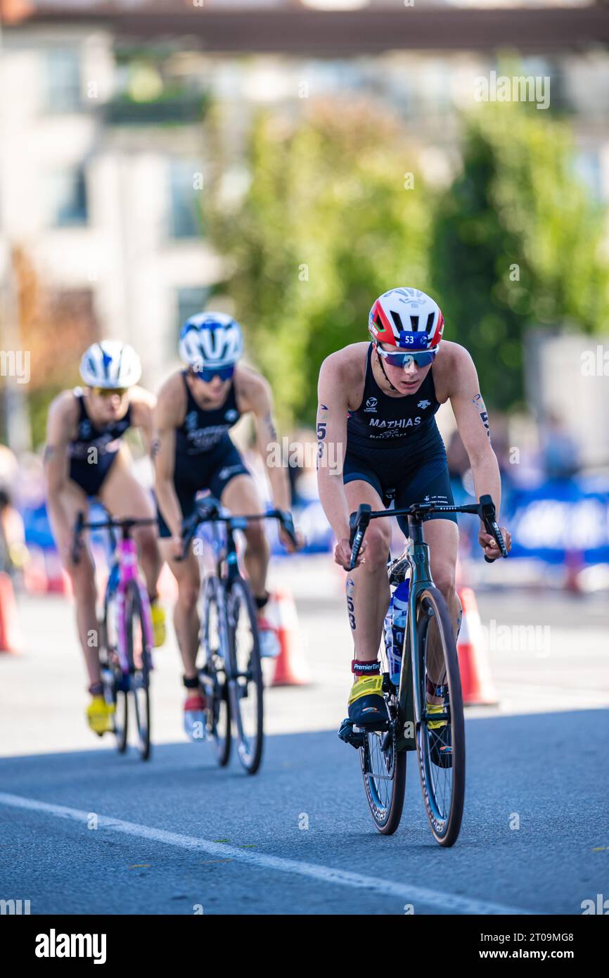 Olivia Mathias participating cycling in Pontevedra in the 2023 World ...