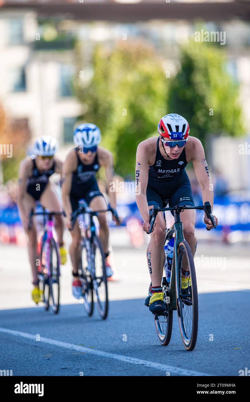Olivia Mathias participating cycling in Pontevedra in the 2023 World ...