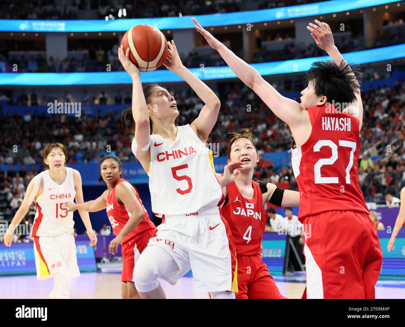 Hangzhou, China's Zhejiang Province. 5th Oct, 2023. Wang Siyu (C) of ...