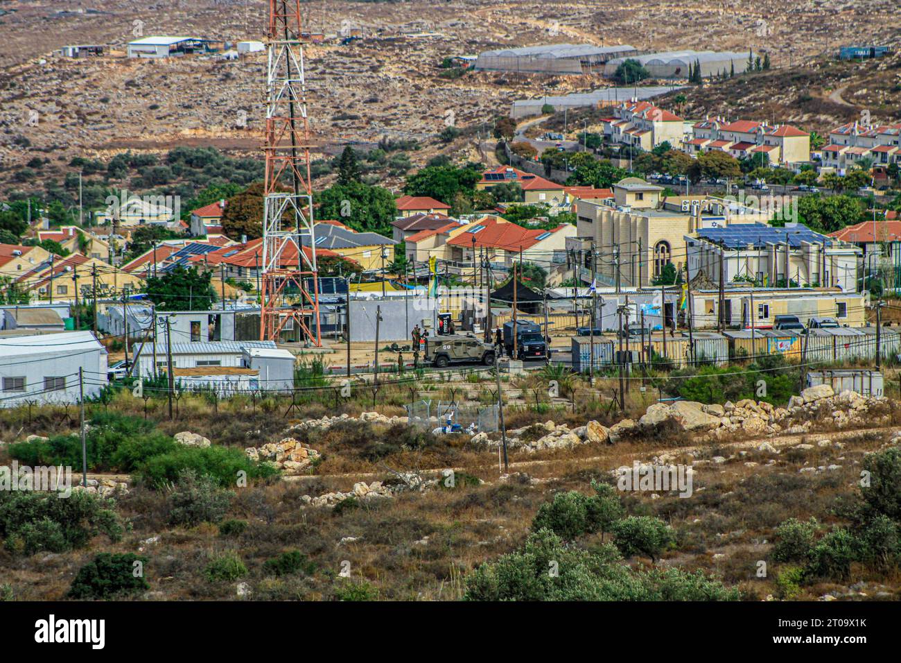 Tulkarm, Palestine. 05th Oct, 2023. Members of the Israeli army and ...