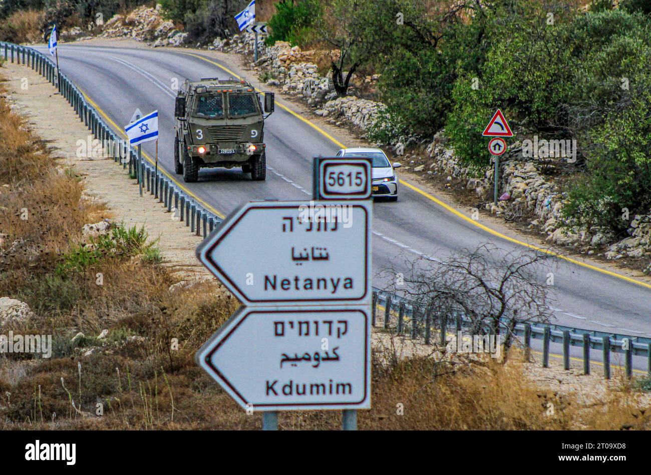 Tulkarm, Palestine. 05th Oct, 2023. An Israeli military force closes ...