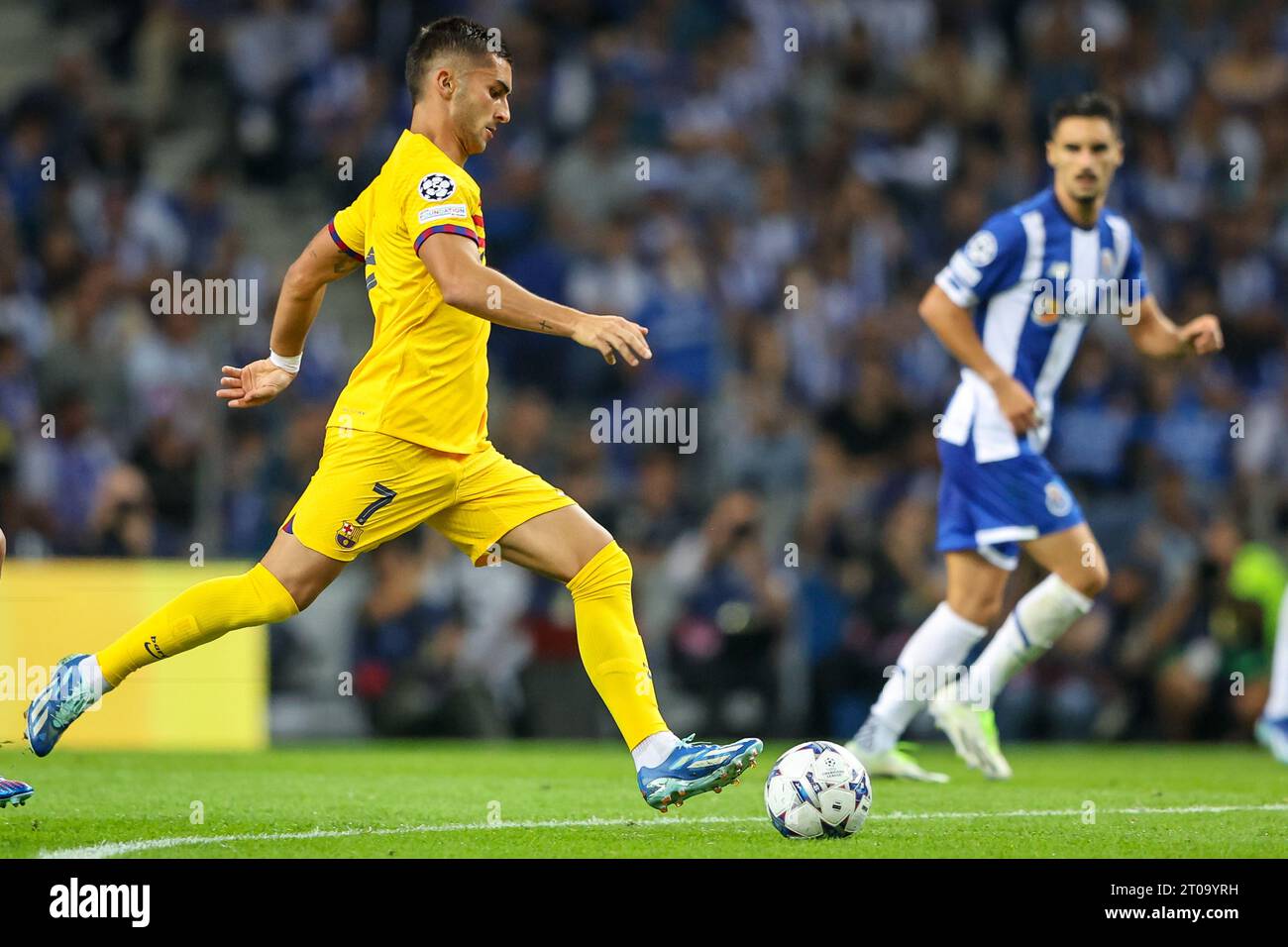 Ferran Torres (FC Barcelona) in action during the UEFA Champions League ...