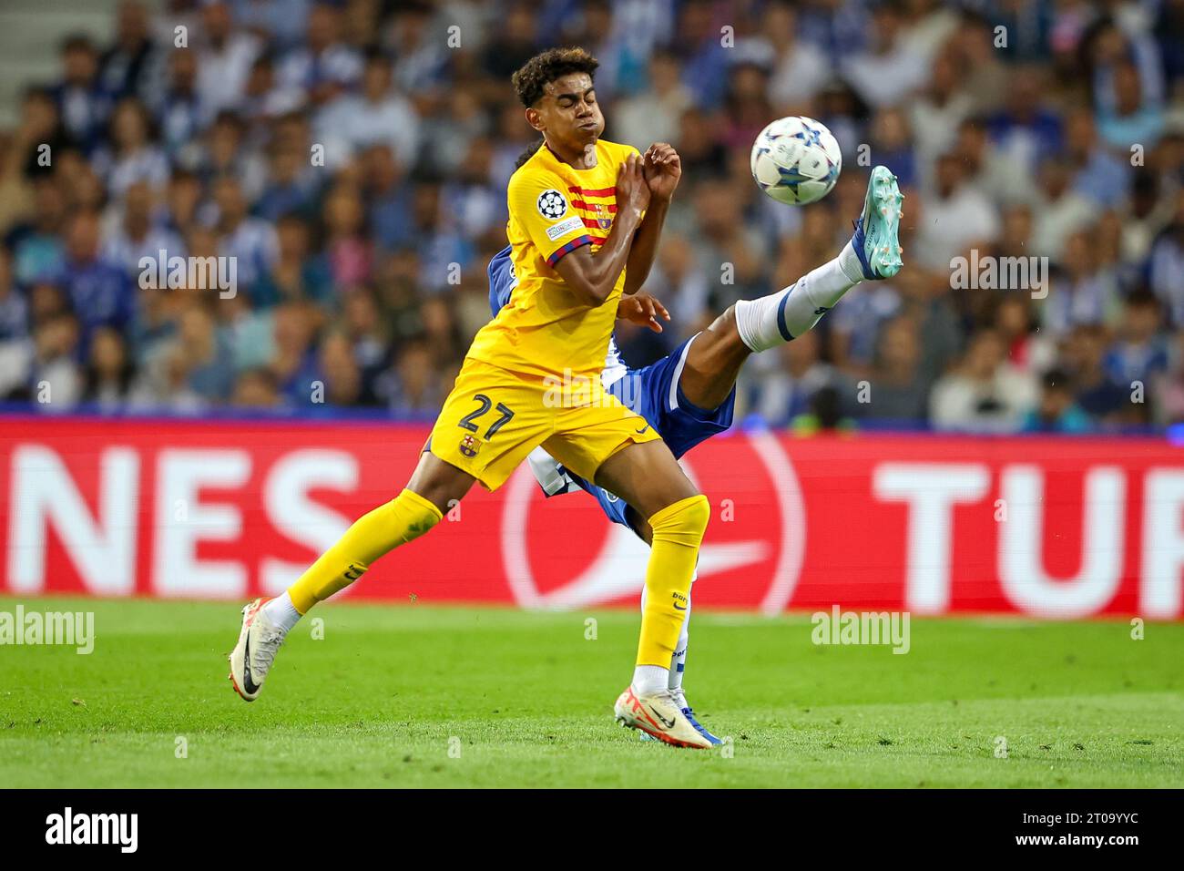 Lamine Yamal (FC Barcelona) in action during the UEFA Champions League ...