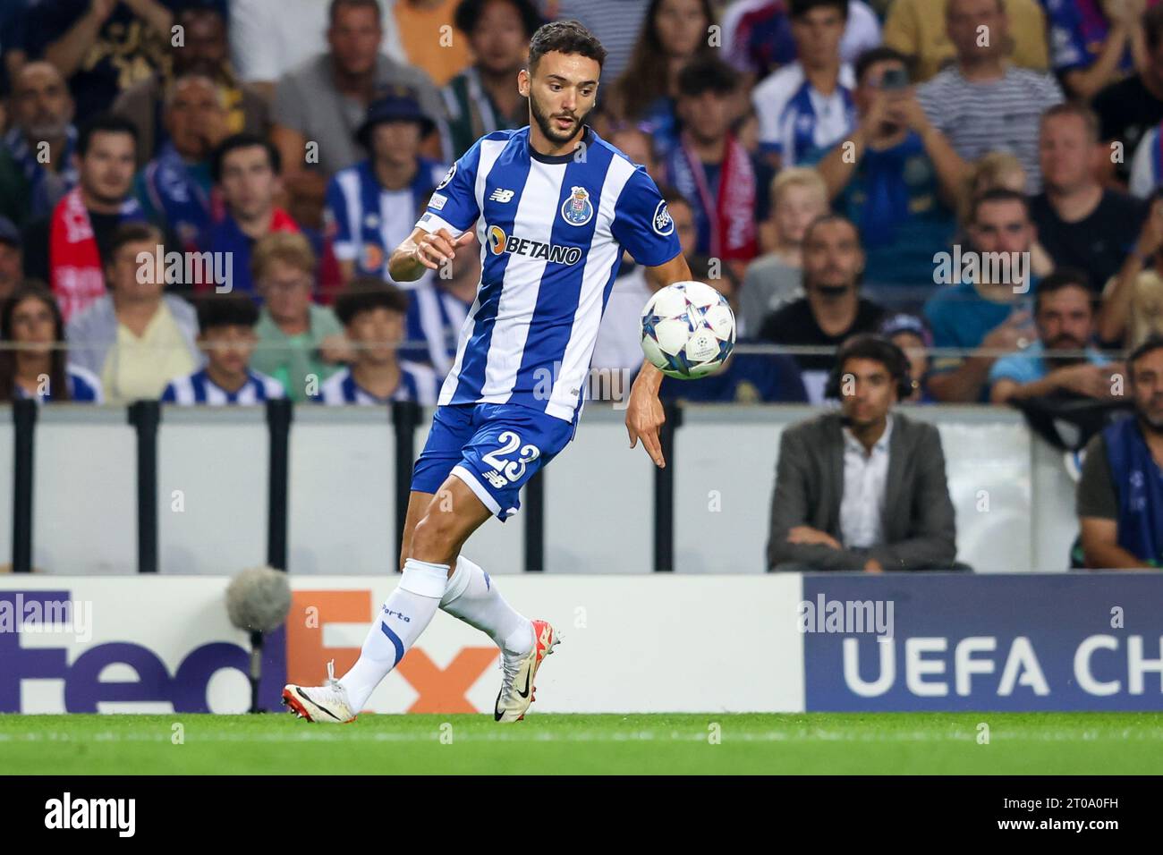 Portugal (FC Porto) in action during the UEFA Champions League Group H ...
