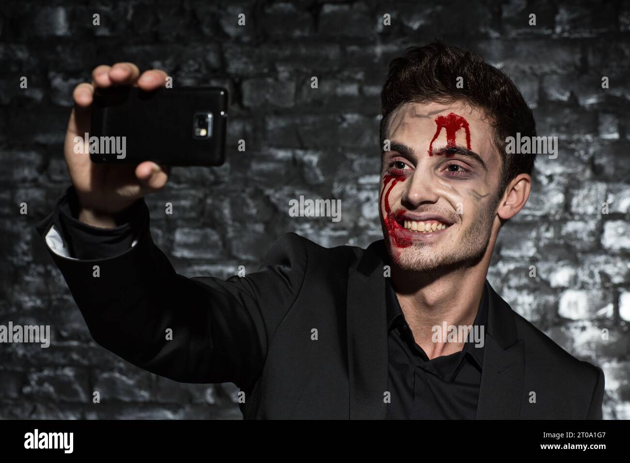 Bloody face black and white photo hi-res stock photography and images ...