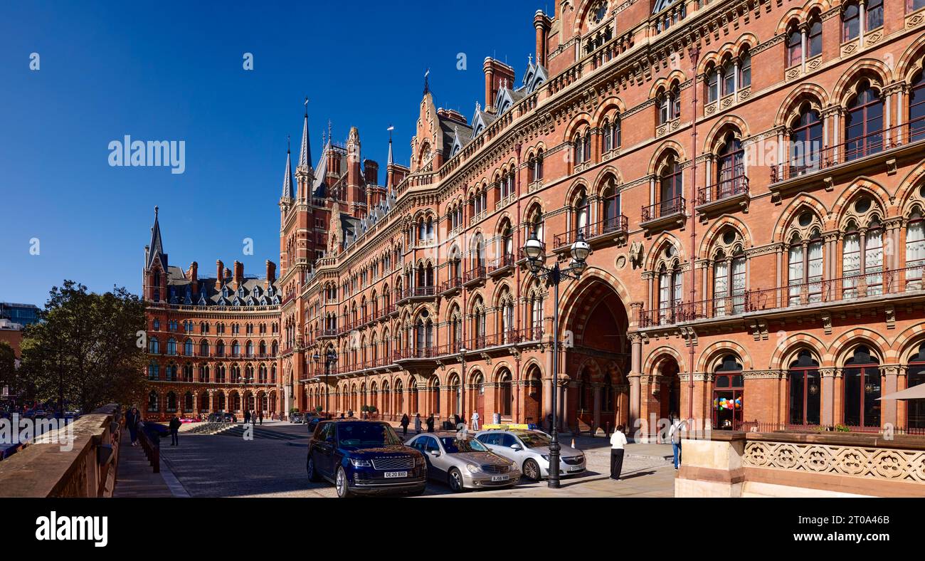 Commuters architecture london st pancras hi-res stock photography and ...