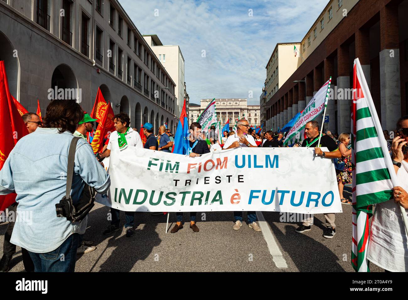 Trade union slogan hi-res stock photography and images - Alamy