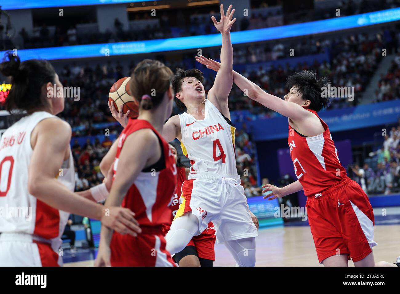Hangzhou, China's Zhejiang Province. 5th Oct, 2023. Li Yuan (2nd R) of ...