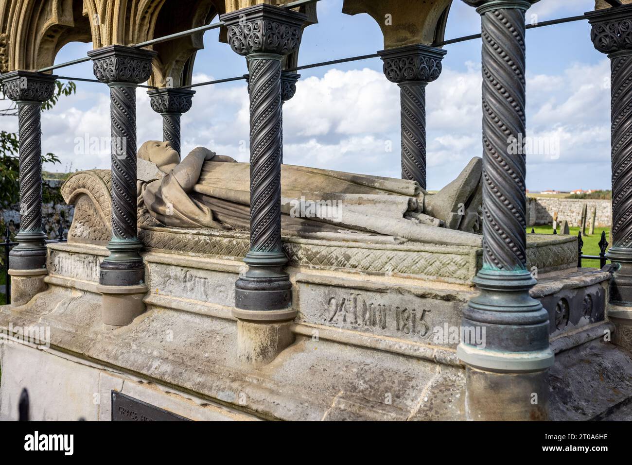 Monument to Grace Darling in St Aidan's churchyard, Bamburgh ...
