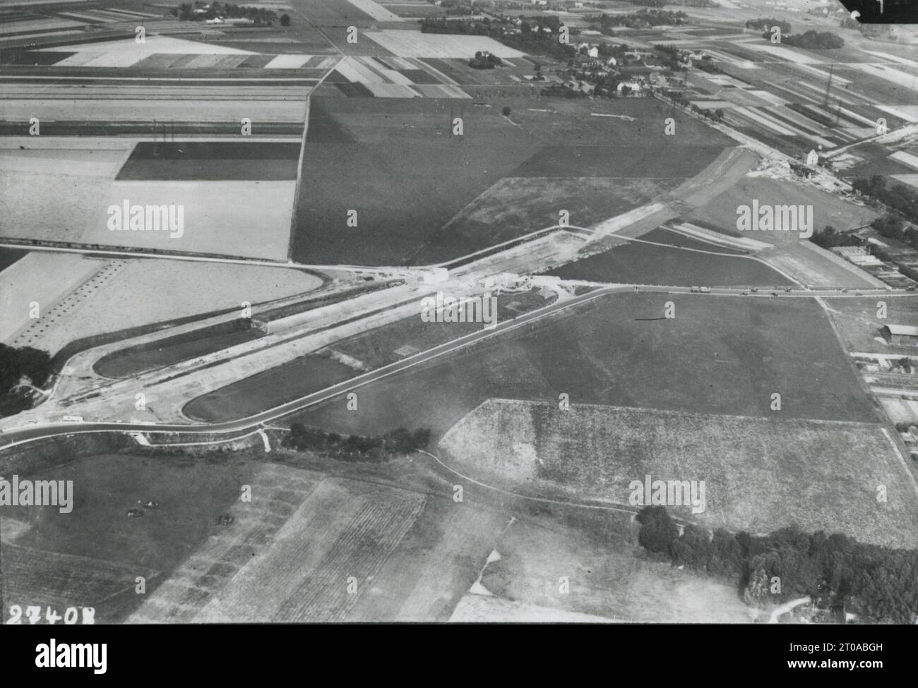 Ww2 autobahn hi-res stock photography and images - Alamy