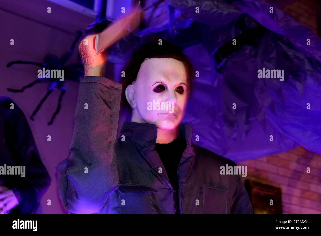 New York, New York, USA. 4th Oct, 2023. Animatronic Halloween display ...