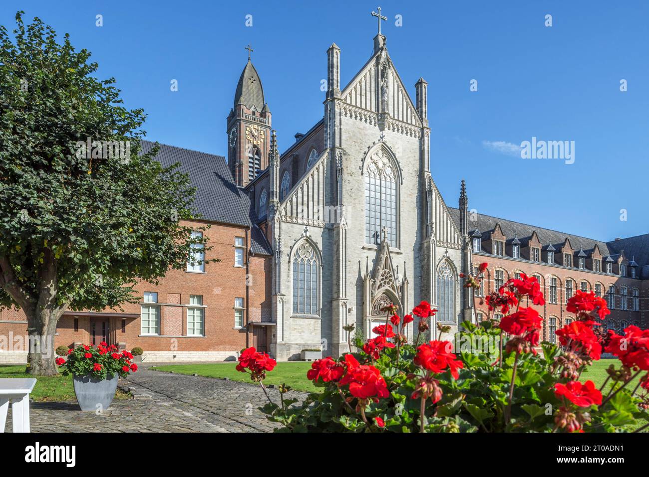 Flemish gothic revival hi-res stock photography and images - Alamy