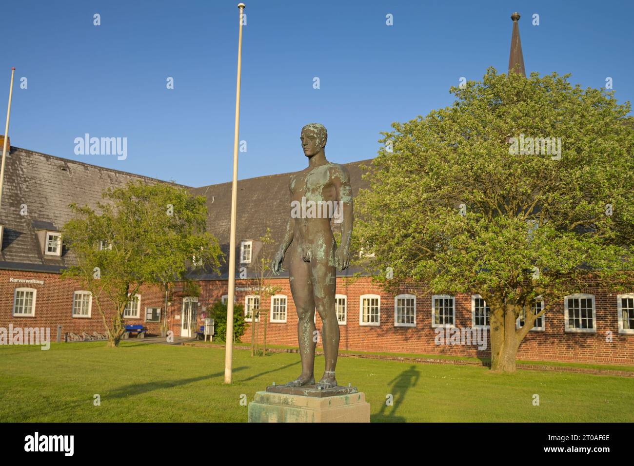 Statue von Arno Breker, Zehnkämpfer, Kurverwaltung, Landwehrdeich, List ...