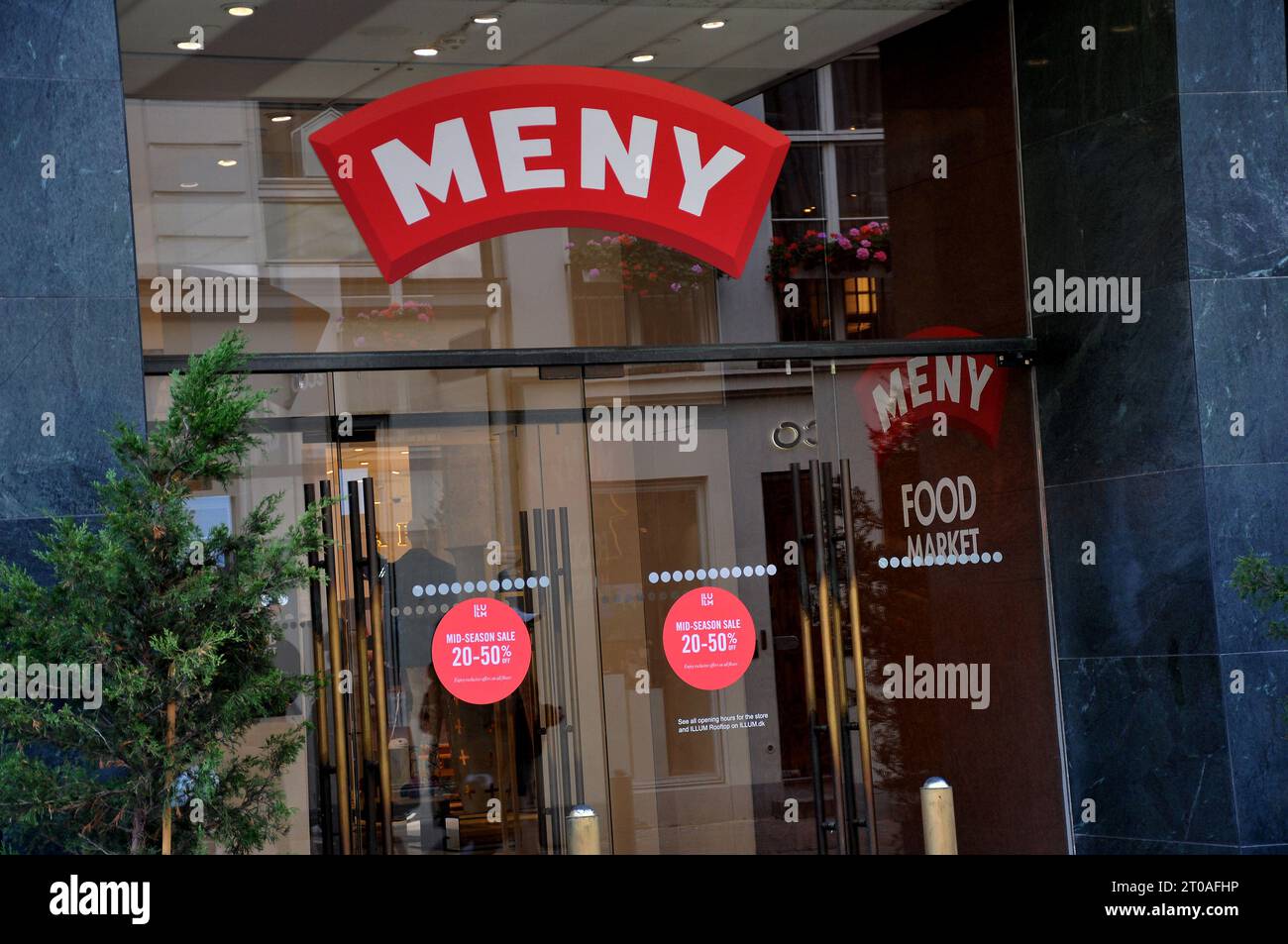 Meny grocery hi-res stock photography and images - Alamy