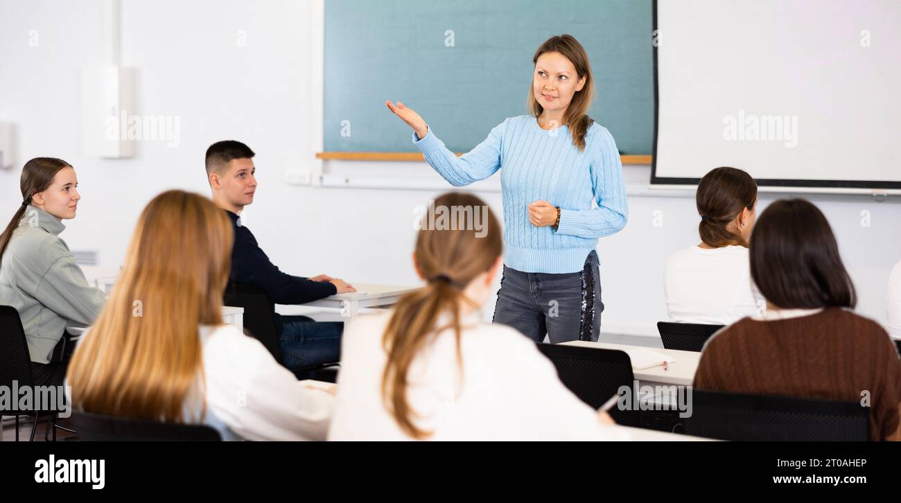 Positive adult children learn hi-res stock photography and images - Alamy