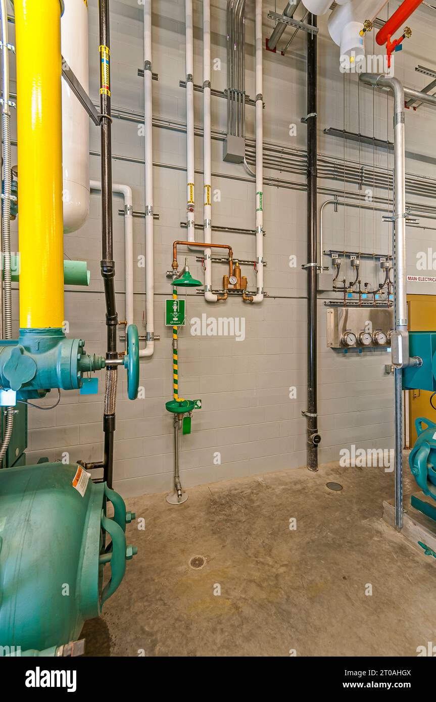 Worker safety and accident management station in the compressor room of an ammonia-cycle cold ...