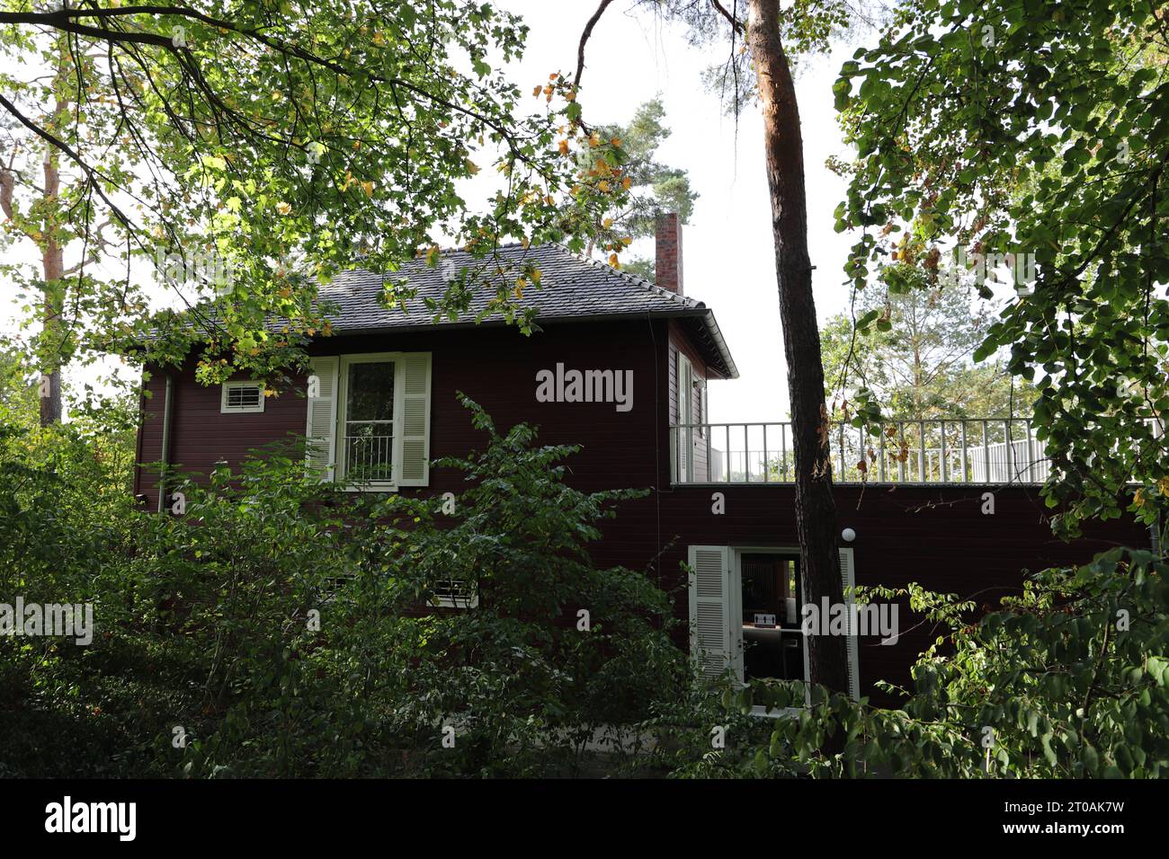 Einstein house hi-res stock photography and images - Alamy