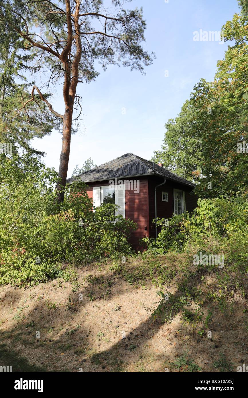 Einstein house hi-res stock photography and images - Alamy