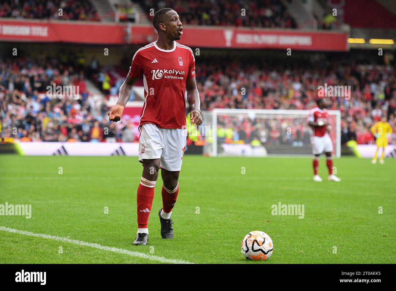 Willy boly nottingham forest hi-res stock photography and images - Alamy