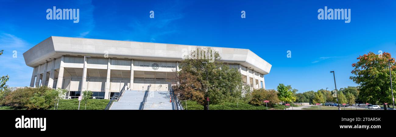 Hilton coliseum hi-res stock photography and images - Alamy