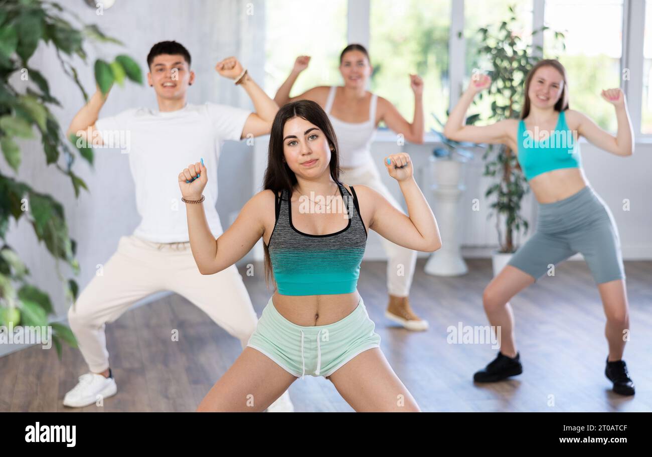 Dance practice girl band hi-res stock photography and images - Alamy