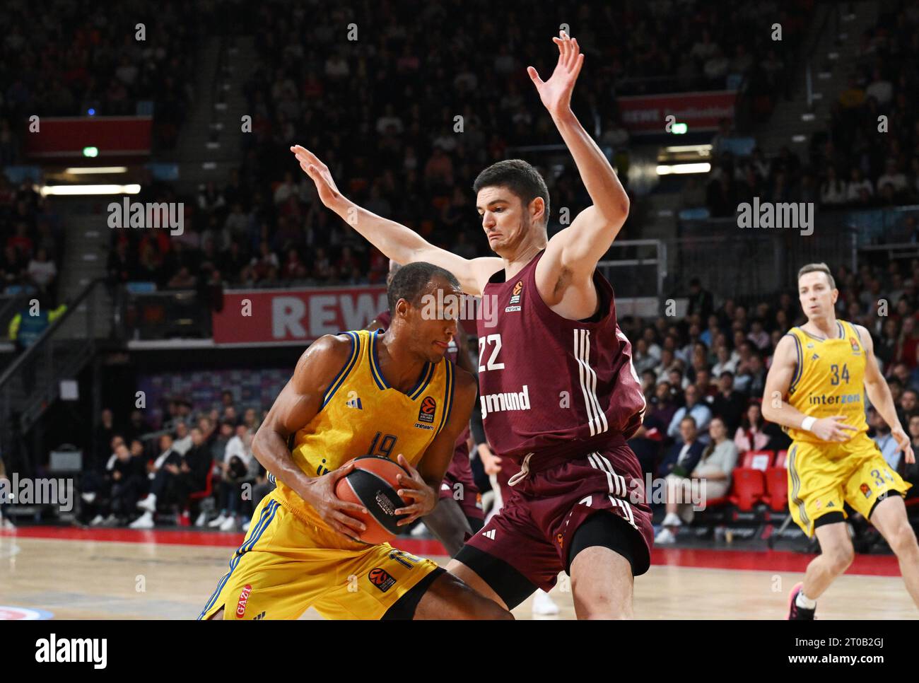 Munich, Germany. 05th Oct, 2023. Basketball: Euroleague, FC Bayern ...