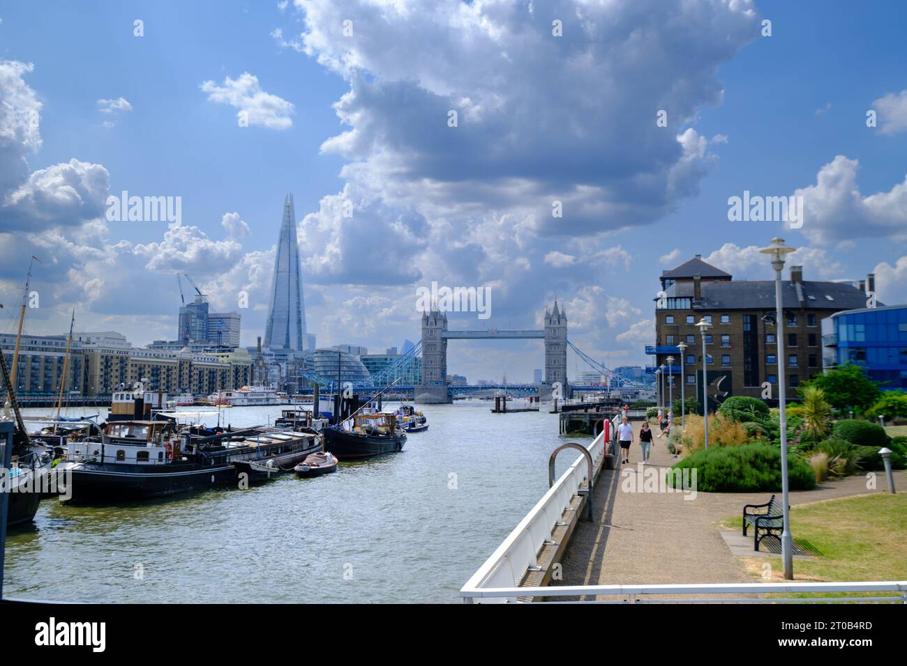 Waterside gardens wapping hi-res stock photography and images - Alamy