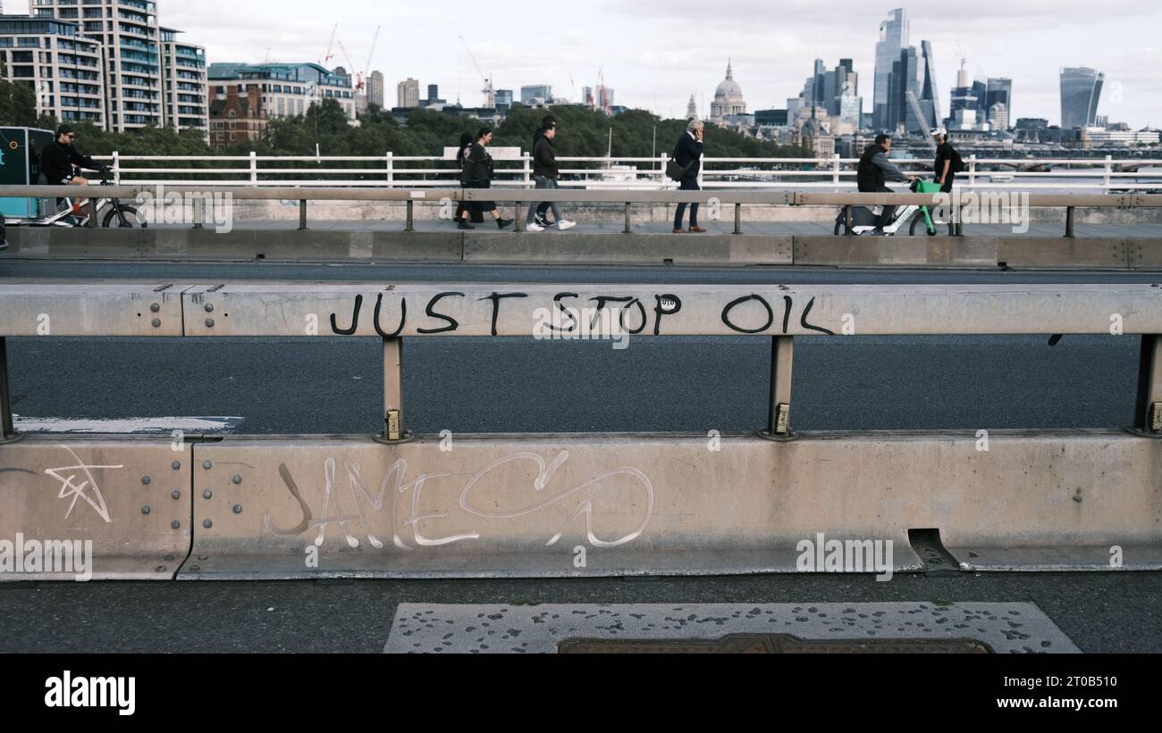 Just stop oil bridge hi-res stock photography and images - Alamy