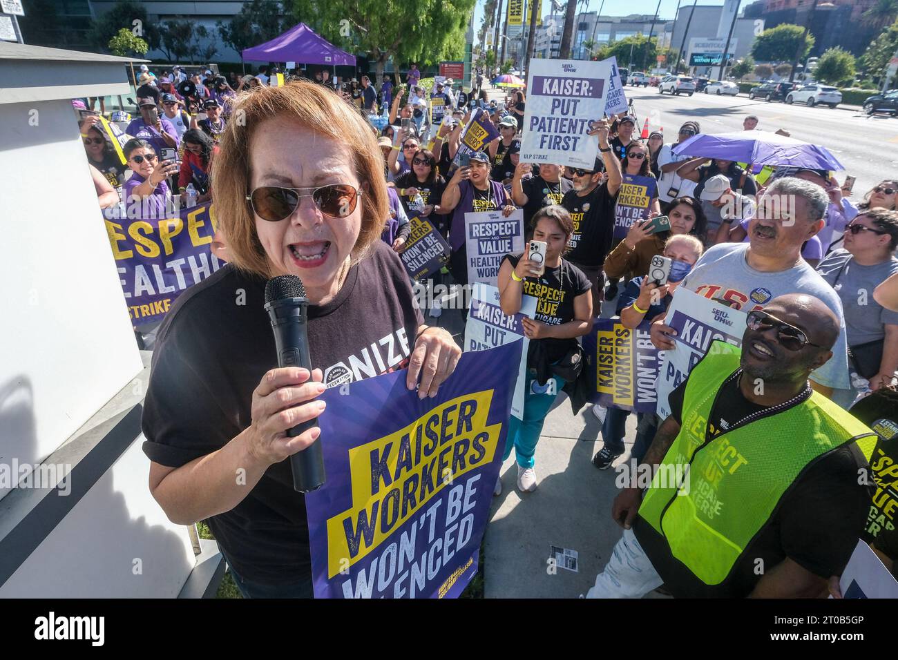 Los Angeles, California, USA. 5th Oct, 2023. MarÃ-a Elena Durazo speaks as Kaiser Permanente ...